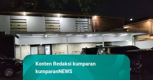 Polisi Bersenjata Kawal Penggeledahan Rumah Dinas Syahrul Yasin Limpo | kumparan.com